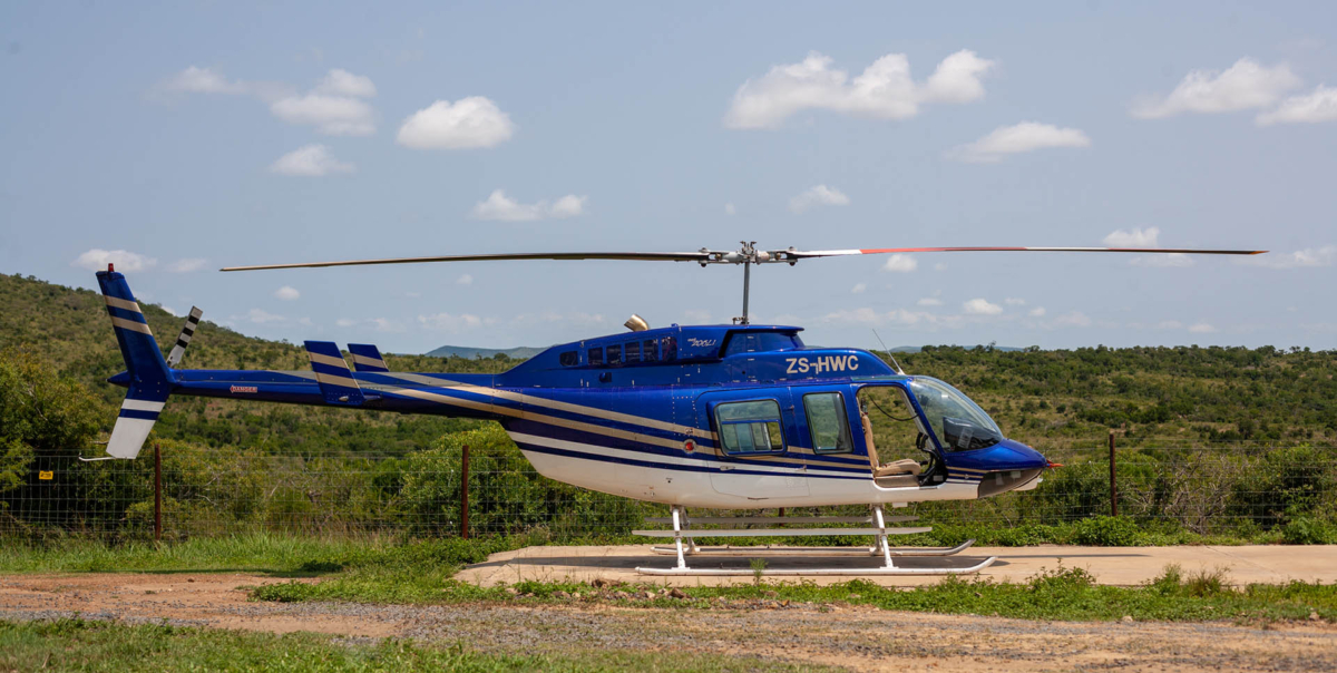 Bell 206 LongRanger – Gladius Defense & Security